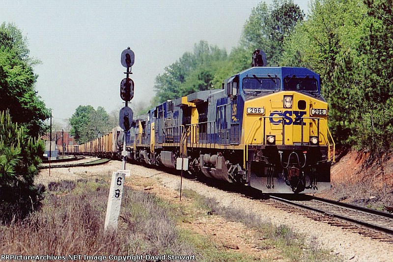 Q610/CSX 296